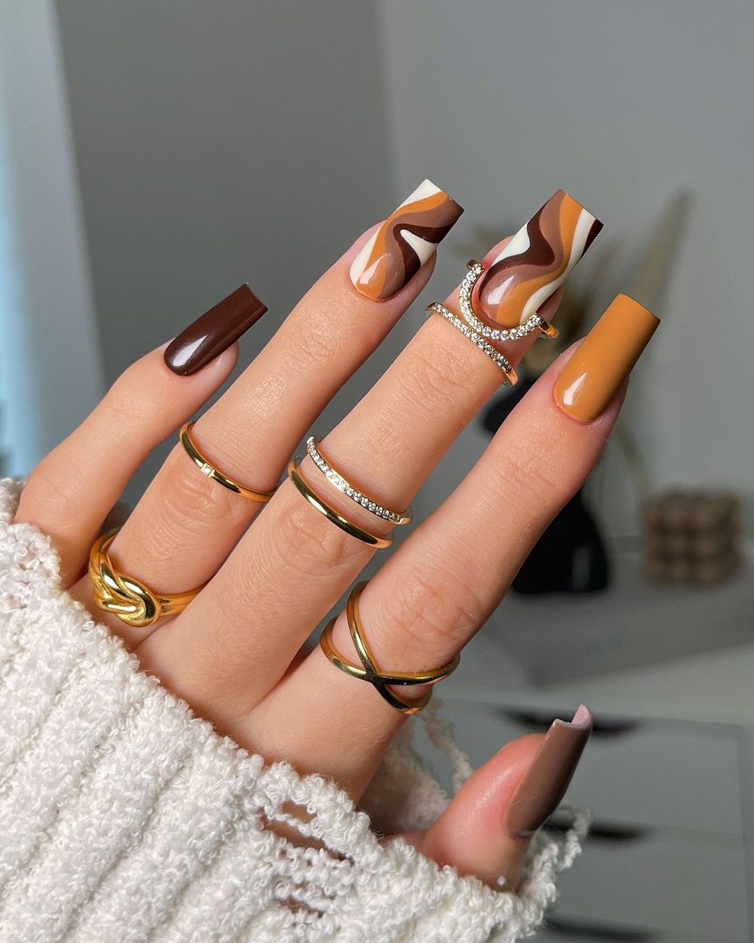 55 Luxurious Chocolate Nail Designs for Fall